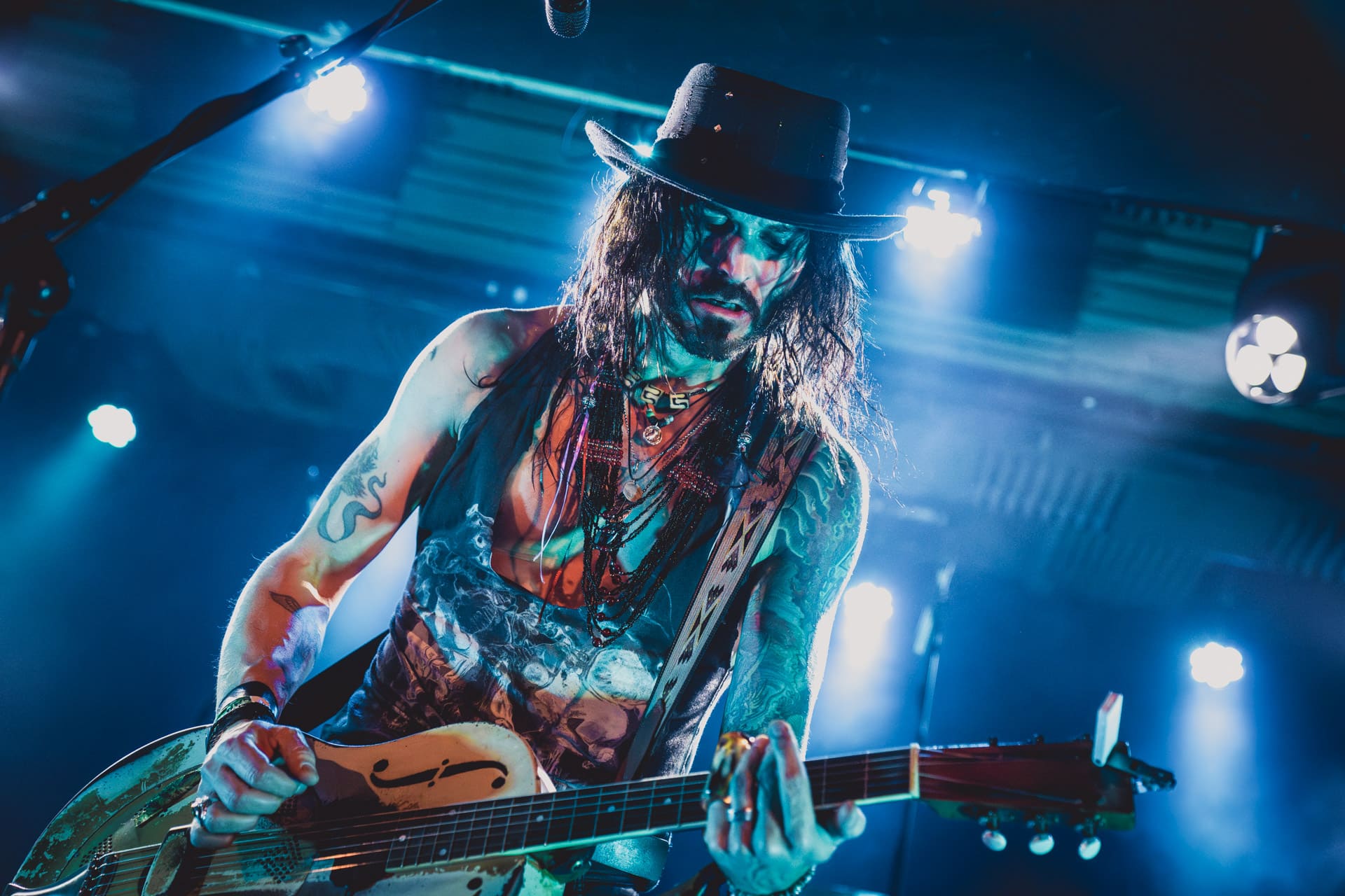 Troy Redfern Announces 2024 Headline Tour - Blues Matters Magazine