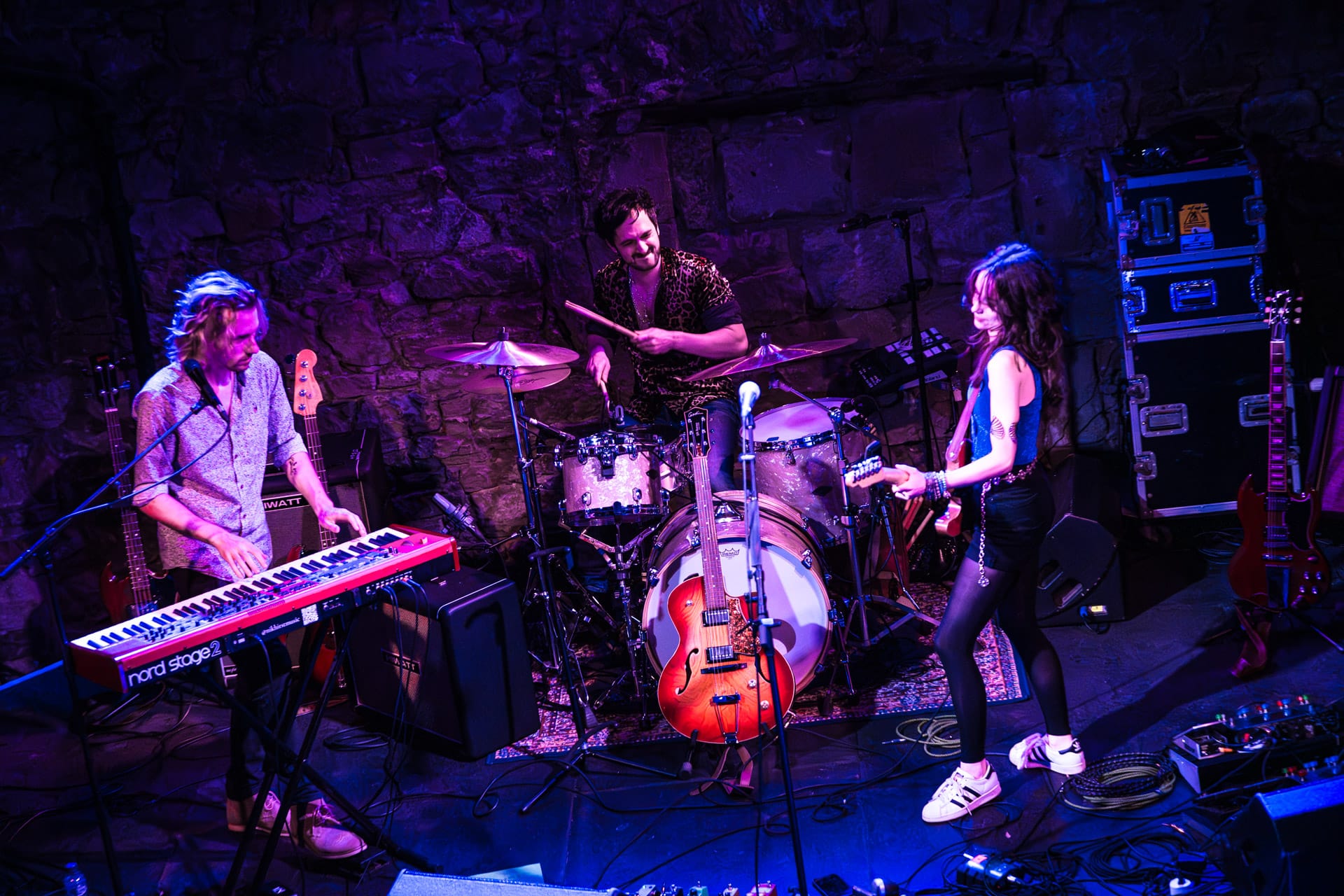 Madison Galloway – LIVE at The Caves, Edinburgh – a review - Blues ...
