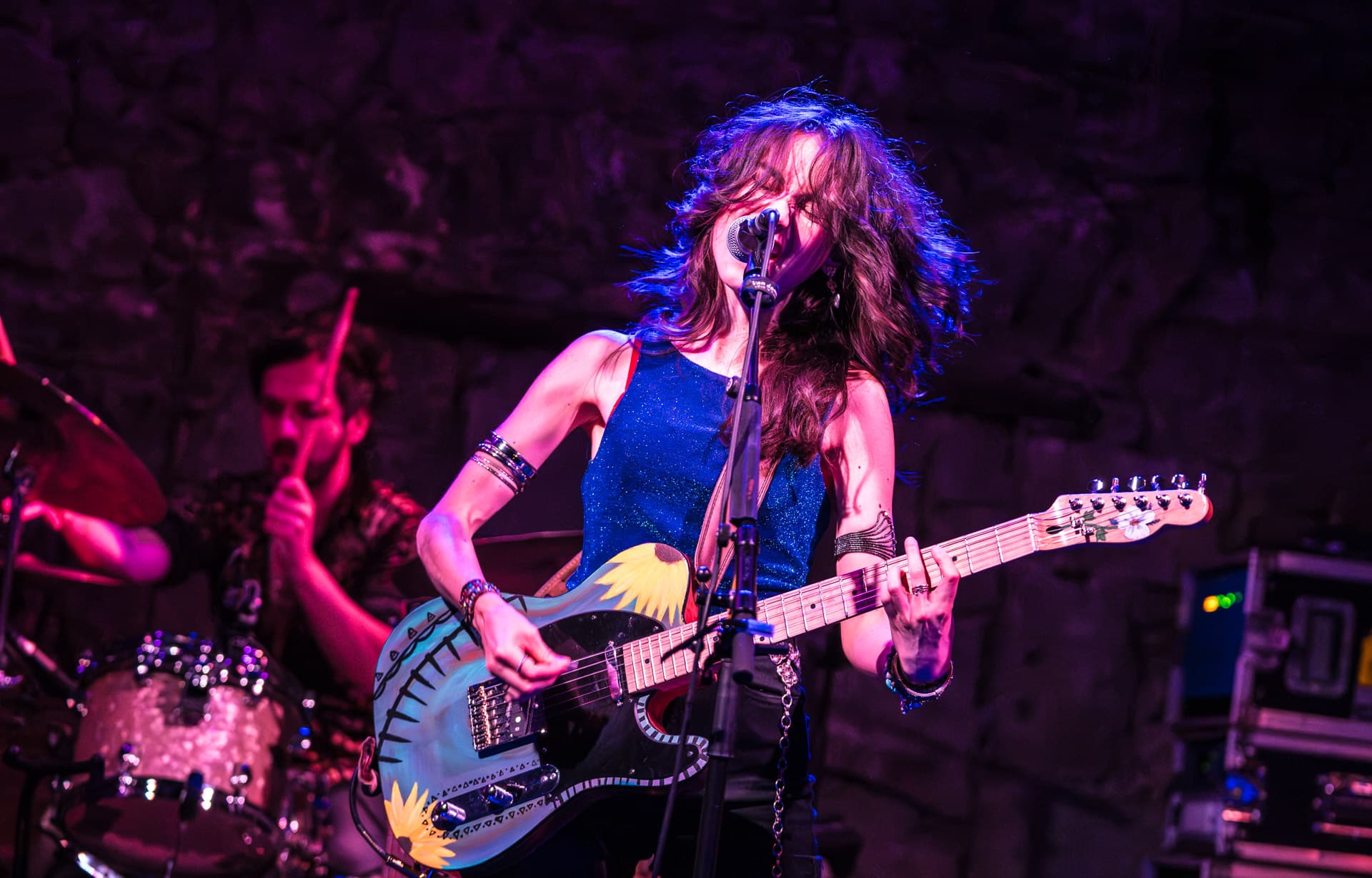 Madison Galloway – LIVE at The Caves, Edinburgh – a review - Blues ...